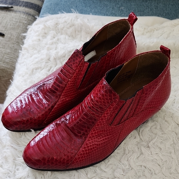 Giorgio Brutini | Shoes | Geogio Butini Red Snakeskin Ankle Boots ...